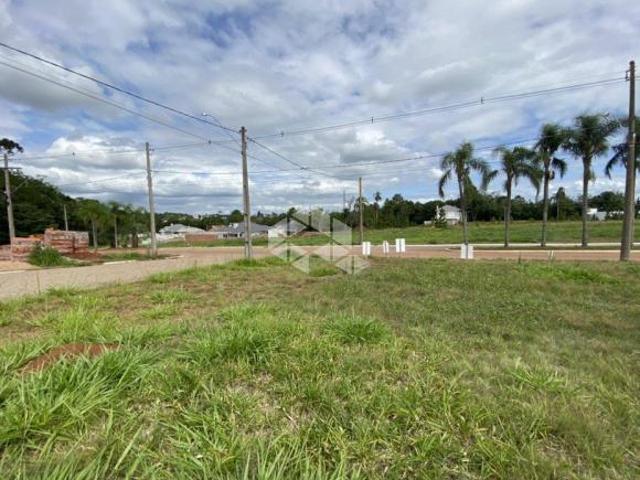 TERRENO DE ESQUINA NO ROYAL COUNTRY
