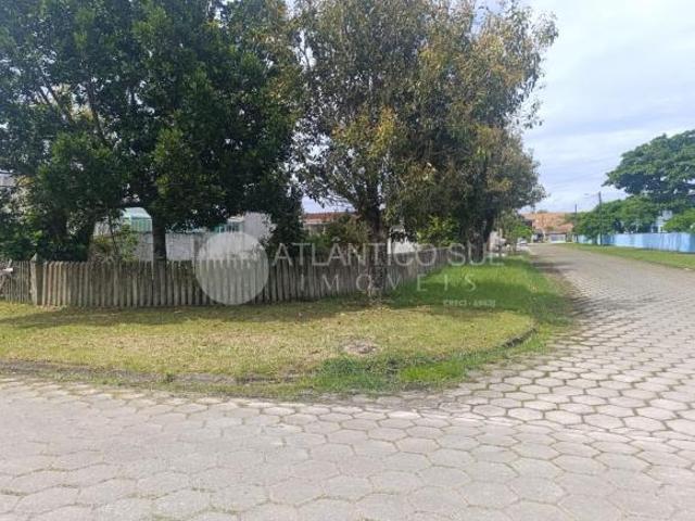 Terreno de esquina próximo do mar a venda em Shangri lá Pontal do Paraná