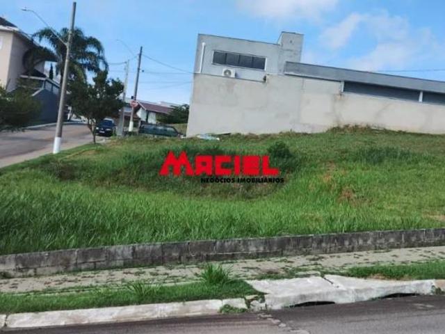 Terreno de Esquina Único no Condomínio Mantiqueira Pronto para Construir o Seu Projeto dos Sonhos