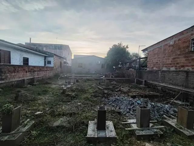 Terreno de fundos à venda, Feitoria, São Leopoldo, RS