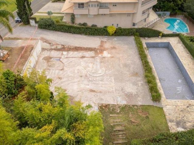 Terreno de Luxo em Condomínio Fechado no São João