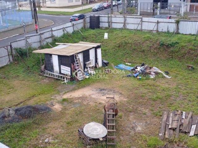 Terreno de 145 m² no Bairro Igara
