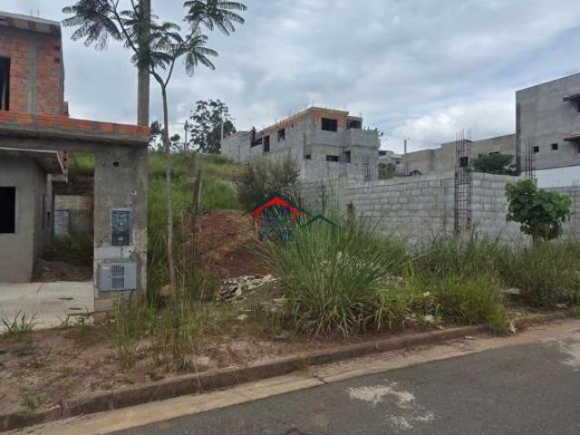 Terreno de 157m² à venda no Jdm Lenize, aceita carro