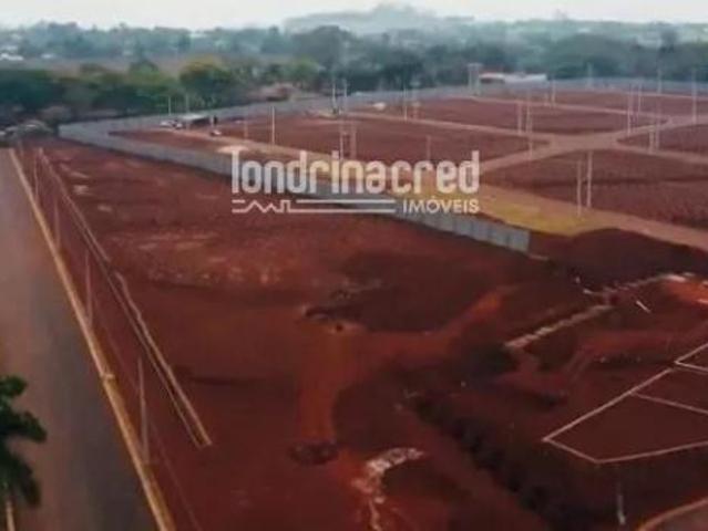 Terreno de 180m² no Condomínio Fechado Villa Noah plano, liberado para construção e com infraestrut