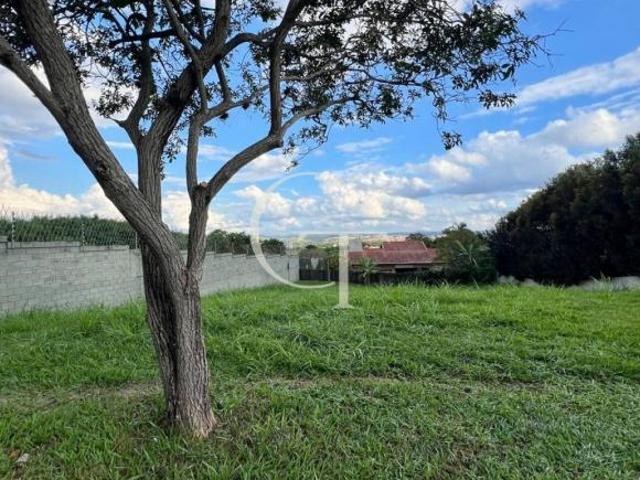 Terreno de 1000 ² a venda Condomínio Plaza Athénée – Sofisticação, Exclusividade e Qualidade de Vid
