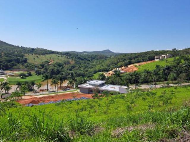 Terreno de 1000 m² à venda condomínio Eco Village