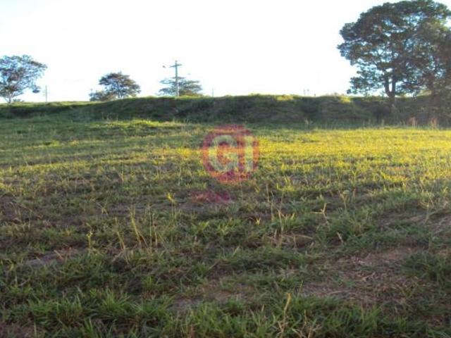 Terreno de 1000 m² CONDOMÍNIO MIRANTE DO VALE