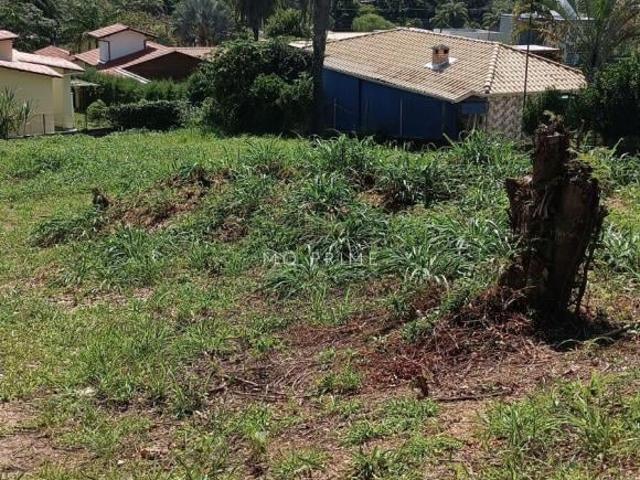 Terreno de 1000m2 no Condomínio Solar das Palmeiras