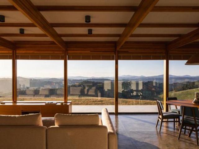 Terreno de 1000M² ideal para chalés com vista para natureza e montanhas!