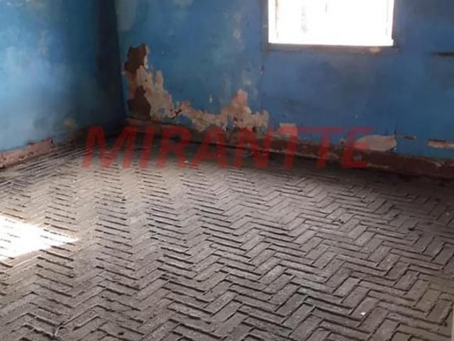 Terreno de 120m² com 2 quartos