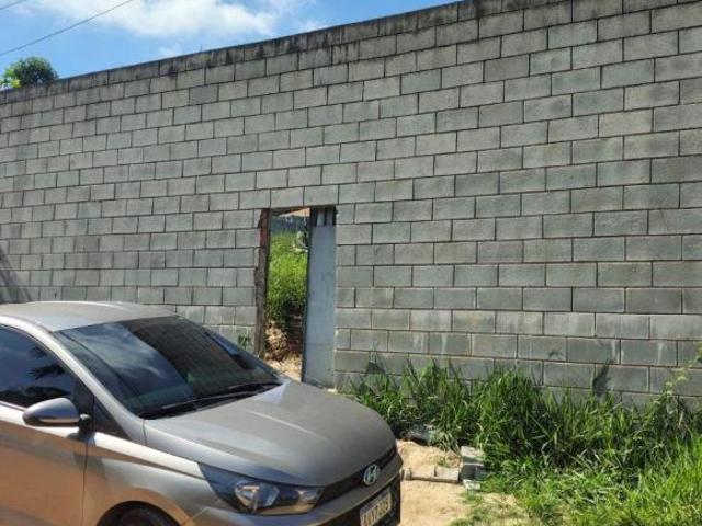 Terreno de 1230 m² em venda em Jardim São Francisco