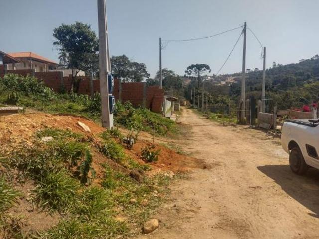 TERRENO DE 1.000m² EM MAIRINQUE/SP POR APENAS R$ 120 MIL! ️ Oportunidades com rio e lago nos fundos