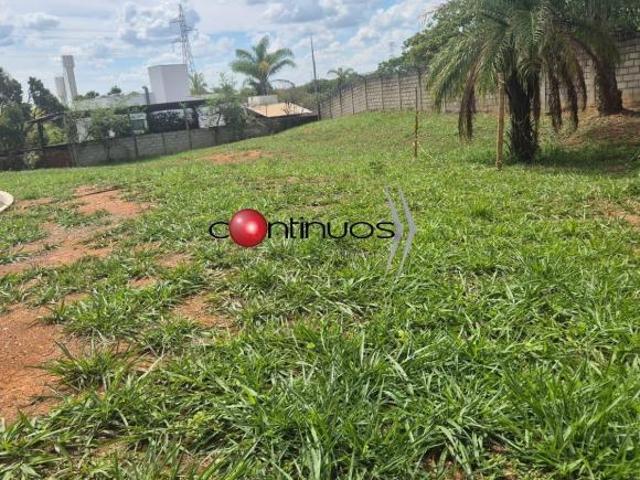 Terreno de 1.052m² à venda em condomínio exclusivo de Lagoa Santa MG no Jardins da Lagoa