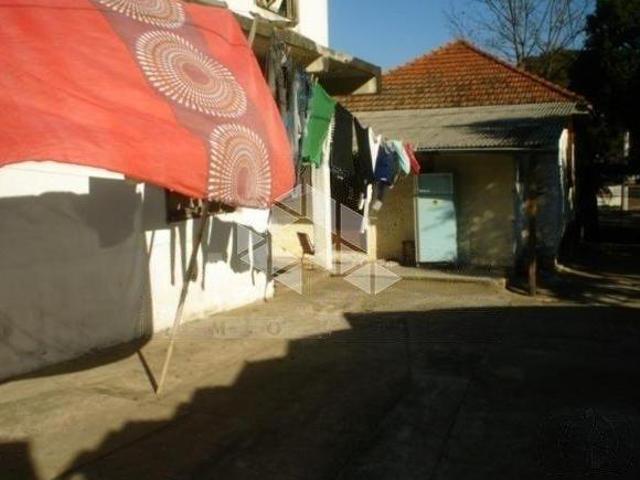 Terreno de 1.100 m² na Av. Oscar Pereira no bairro Medianeira