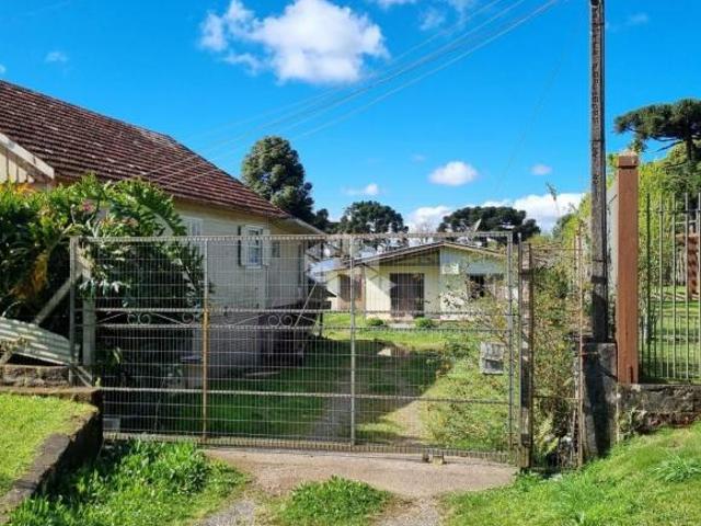 Terreno de 1.136m2 com duas casas no centro de São Francisco de Paula