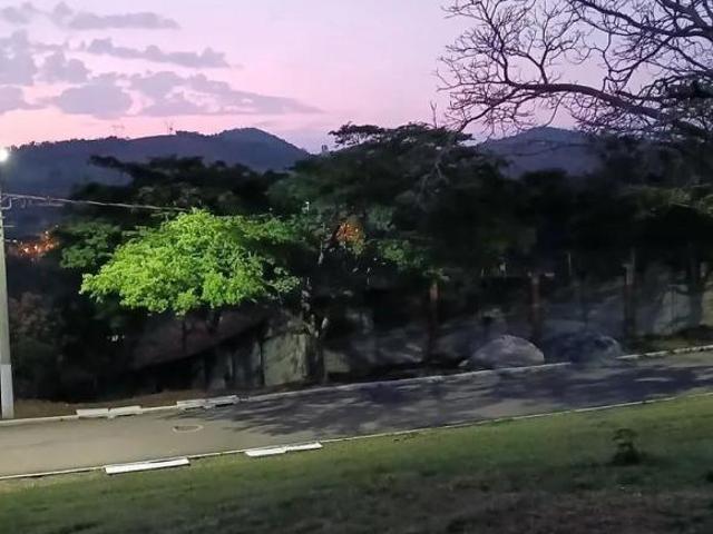 Terreno de 1.140m² chácara no CONDOMINIO ALTOS DO CATAGUÁ Leve ACLIVE de 500mil por 280mil