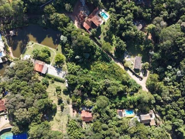 Terreno de 1.160 m² na Serra da Cantareira