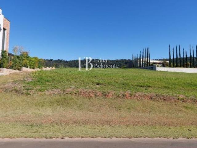 Terreno de 1.202m² em Condomínio de Luxo Serra Azul, Itupeva SP: sua oportunidade de viver com exclu