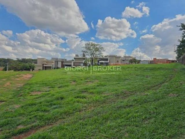 Terreno de 1.286,72 m² à venda em condomínio Golden Park Residence, Mirassol SP! Aproveite essa opor