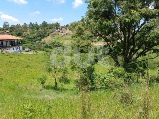 Terreno de 1.640m² no Loteamento Monterrey, Louveira, São Paulo