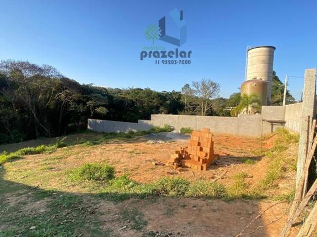 Terreno de 1.720m² em Mairinque