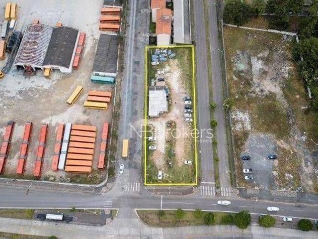 TERRENO DE 1.995m² NO PAROLIN COM MÚLTIPLAS TESTADAS!