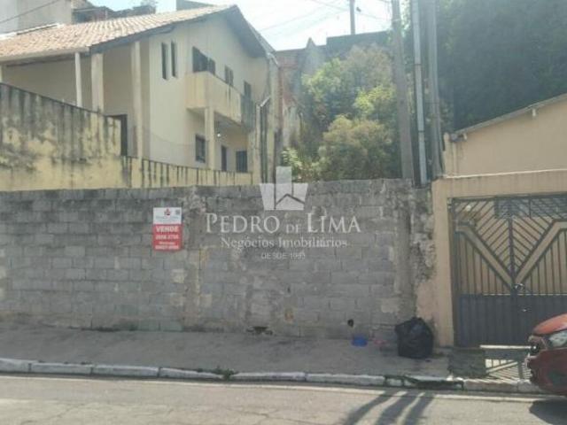 Terreno de 240m² na Penha 8m x 30m