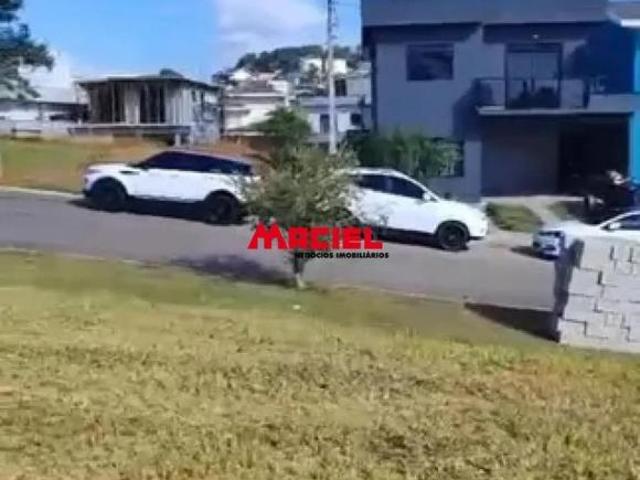 terreno de 250 m² em condominio fechado residencial Fogaça