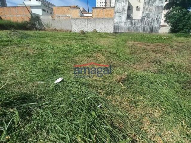 Terreno de 250 m² para venda no bairro Villa Branca