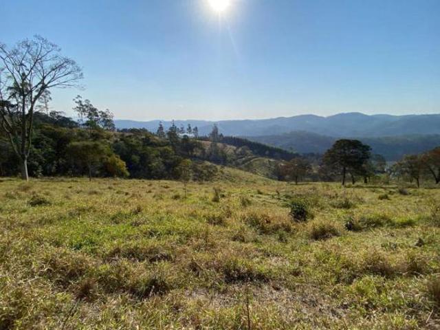 Terreno de 20 mil metros com vista para represa