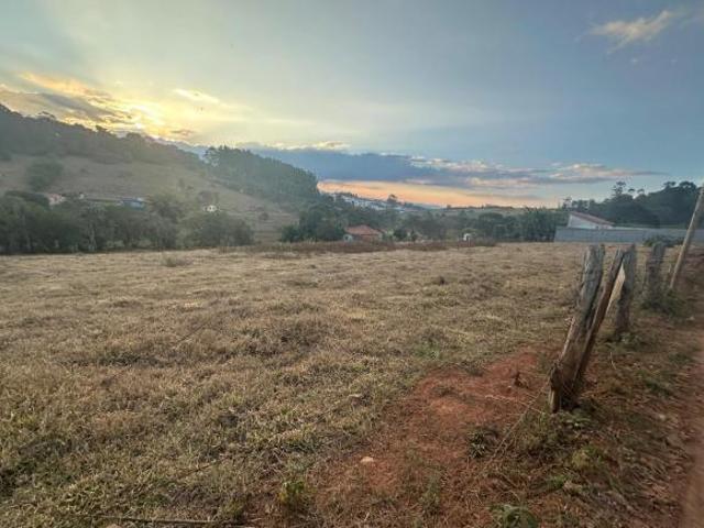 Terreno de 20.000 metros quadrados próximo ao Aeroporto de Pouso Alegre