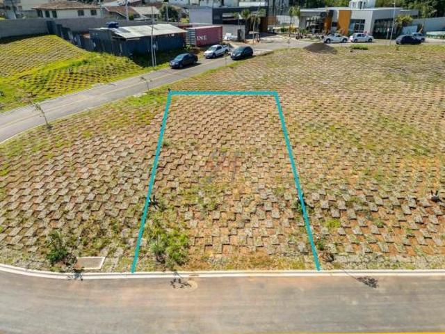 Terreno de 214m² à Venda no Condomínio Paysage Mira | Taboão Curitiba