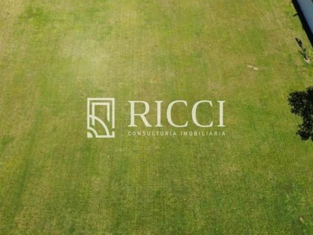 Terreno de 2.000m² no Condomínio Jardim Acapulco Guarujá SP À Venda!