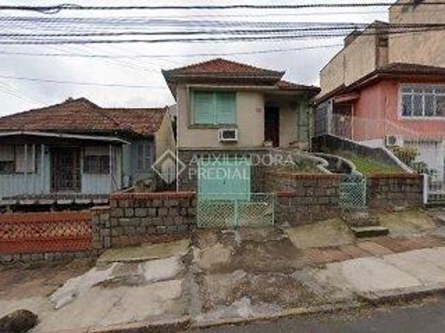 Terreno de 2.400 m²