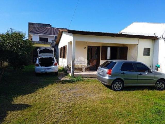 TERRENO DE 340 M² COM CASA 2 SUÍTES 3 BANHEIROS SALA DE ESTAR/JANTAR E DEMAIS DEPENDÊNCIAS B