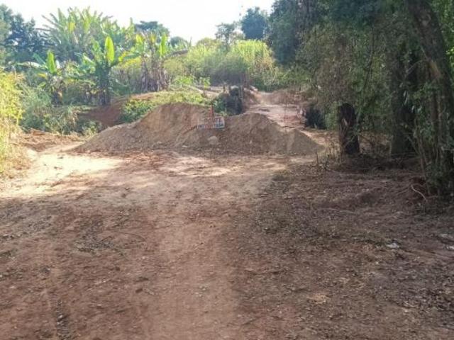 Terreno de 348 m² em venda em Monte Sião