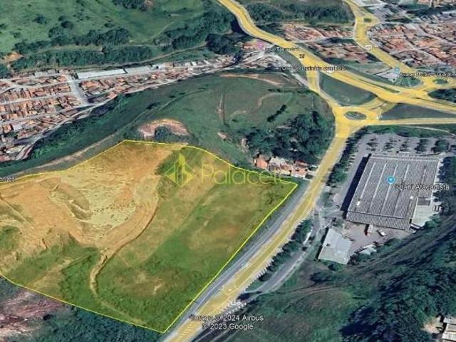 Terreno de 35.710,56 m² em Frente ao Spani Atacado em Guaratinguetá, Ideal para Empreendimentos de A