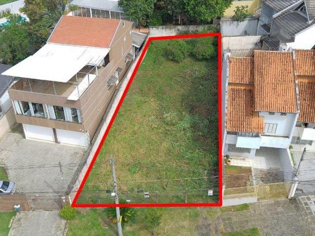 Terreno de 375 m² a venda em Abranches