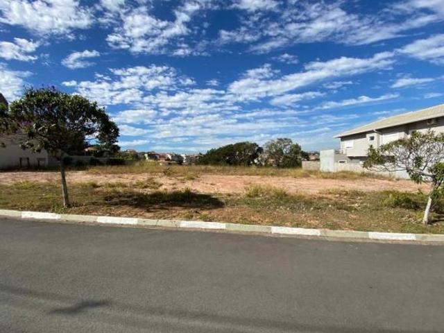 Terreno de 375m² em Condomínio de Luxo Ótima Oportunidade em Valinhos SP, Bairro Fazenda Santana!