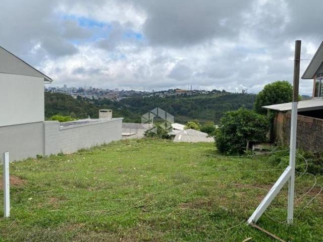 Terreno de 387,52m2 no Bairro Centenário