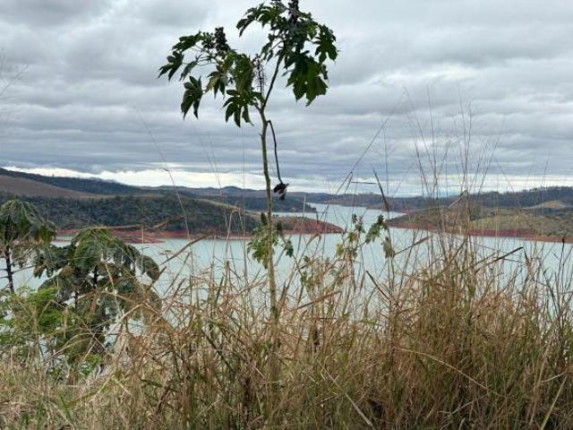 Terreno de 3000 m² em igarata, condomínio fechado