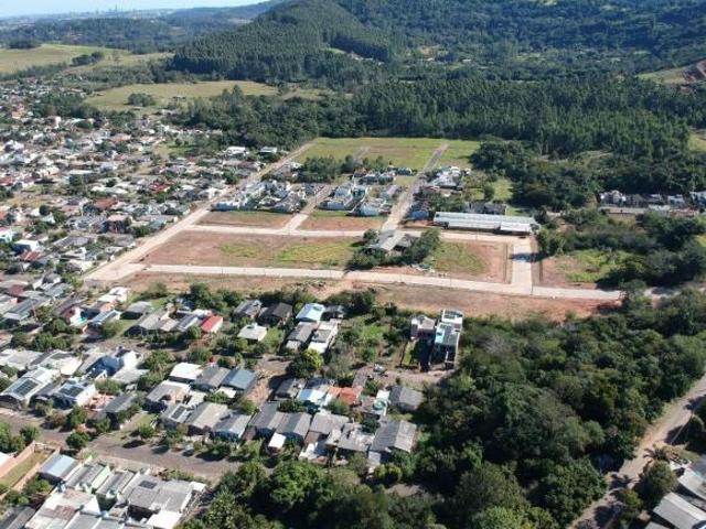 Terreno de 300 m² á venda em Sapiranga Bairro Centenário