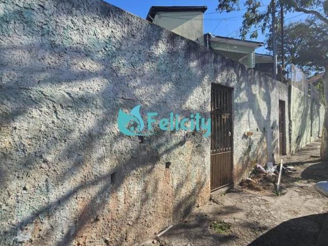 Terreno de 300 m² em Localização Estratégica com Renda de Locação