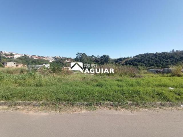 Terreno de 300 metros à venda em Valinhos