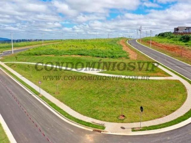 Terreno de 329,78m² em Condomínio de Luxo em Alphaville Nova Esplanada, Votorantim SP: Oportunidade