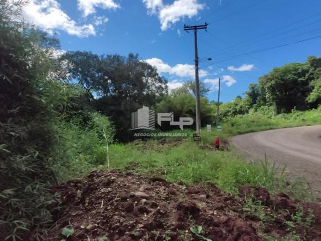 TERRENO DE 337M², PRÓXIMO DO CENTRO