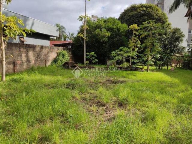 Terreno de 448 m2 no bairro Morro do Espelho