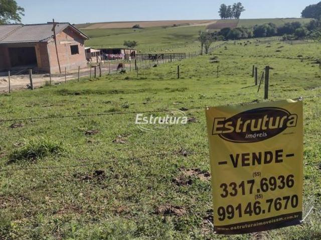 Terreno de 450m² na Boca do Monte