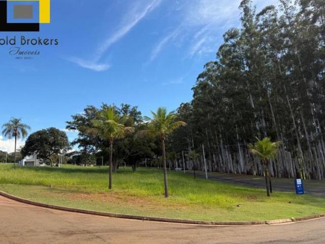 TERRENO DE 460 M² NO CONDOMÍNIO RIVIERA DE SANTA CRISTINA III ITAÍ SP
