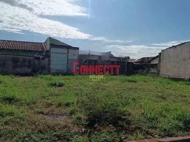 TERRENO DE 470m² EM AVENIDA NO BAIRRO VILA VIRGÍNIA